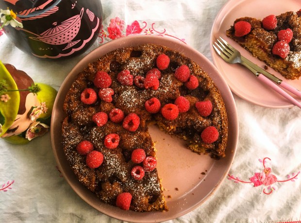 Carol Burnett’s Raspberry Riches Cake – Quaint Cooking