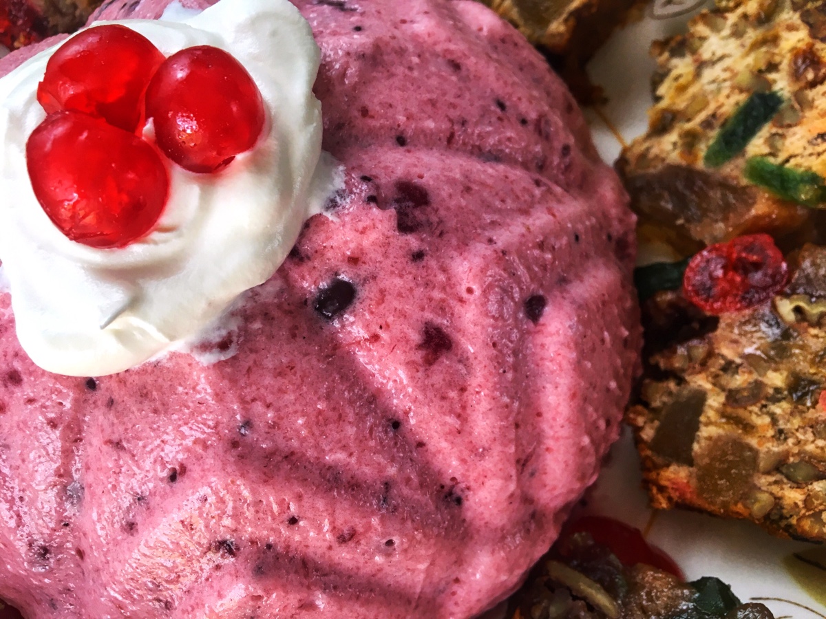 The Gelatin Diaries: Cranberry Fluff Mold – Quaint Cooking